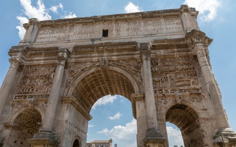 Arc de Septime Sévère - ArcheoRoma